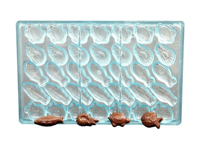 Milk Chocolate Easter Fishes & Shells - Our recipe with photos ...