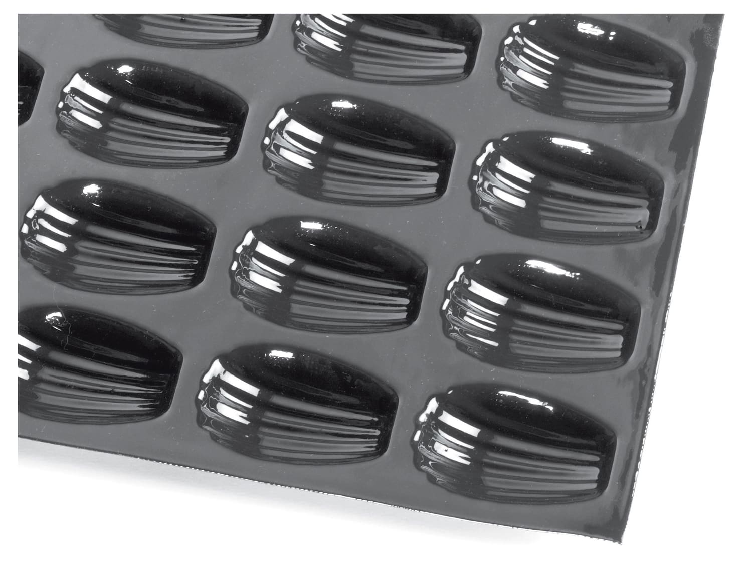 Non-Stick Silicone Mould - 40 Madeleines 7.8 x 4.5 x 1.7cm - 60 x 40cm ... Non-Stick Silicone Mould - 40 Madeleines 7.8 x 4.5 x 1.7cm - 60 x 40cm ...