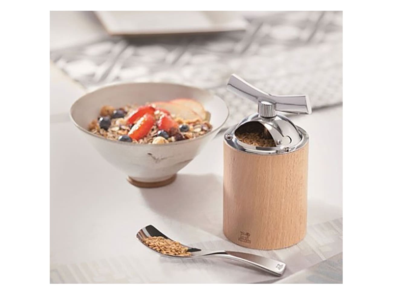 Long Pepper Mill - Peugeot - Meilleur du Chef