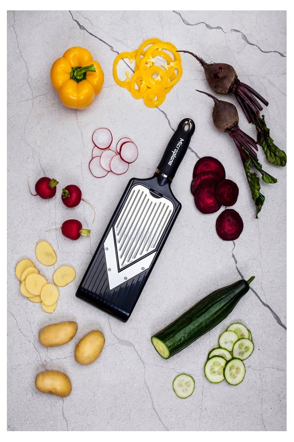 Microplane Adjustable V Mandoline Slicer - Julienne blade - Microplane ...