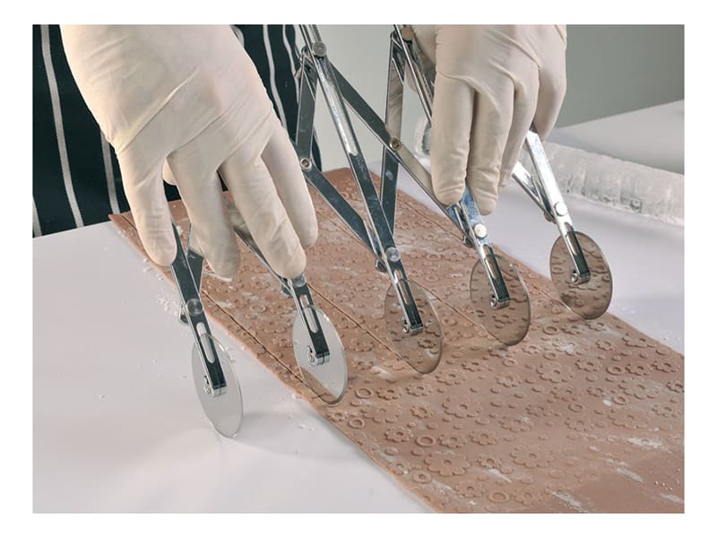 Stainless Steel Expandable Dough Cutter - 5 Straight Blades ...