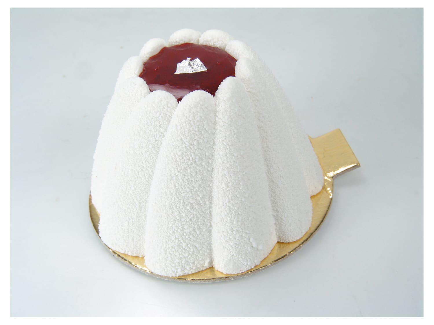 Pavoflex Non-Stick Silicone Mould - 24 Fluted Cones Ø 7.5 x ht 4.8cm ...