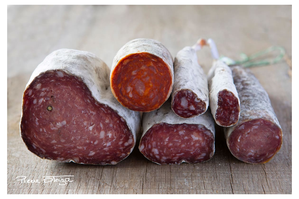 Saucisson des Aldudes - minimum 308 g - Pierre Oteiza - Meilleur du Chef