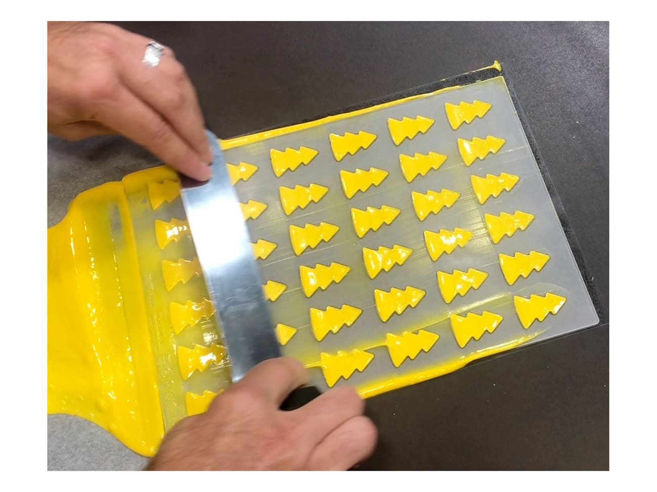 Chablon en silicone Chablon tree (x 2) - 36 sapins par plaque ...