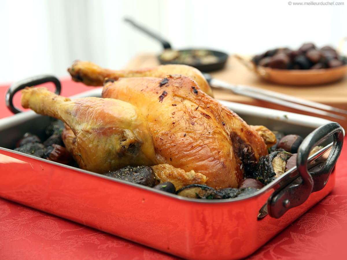 Chapon farci et sa garniture forestière - Notre recette avec photos ...