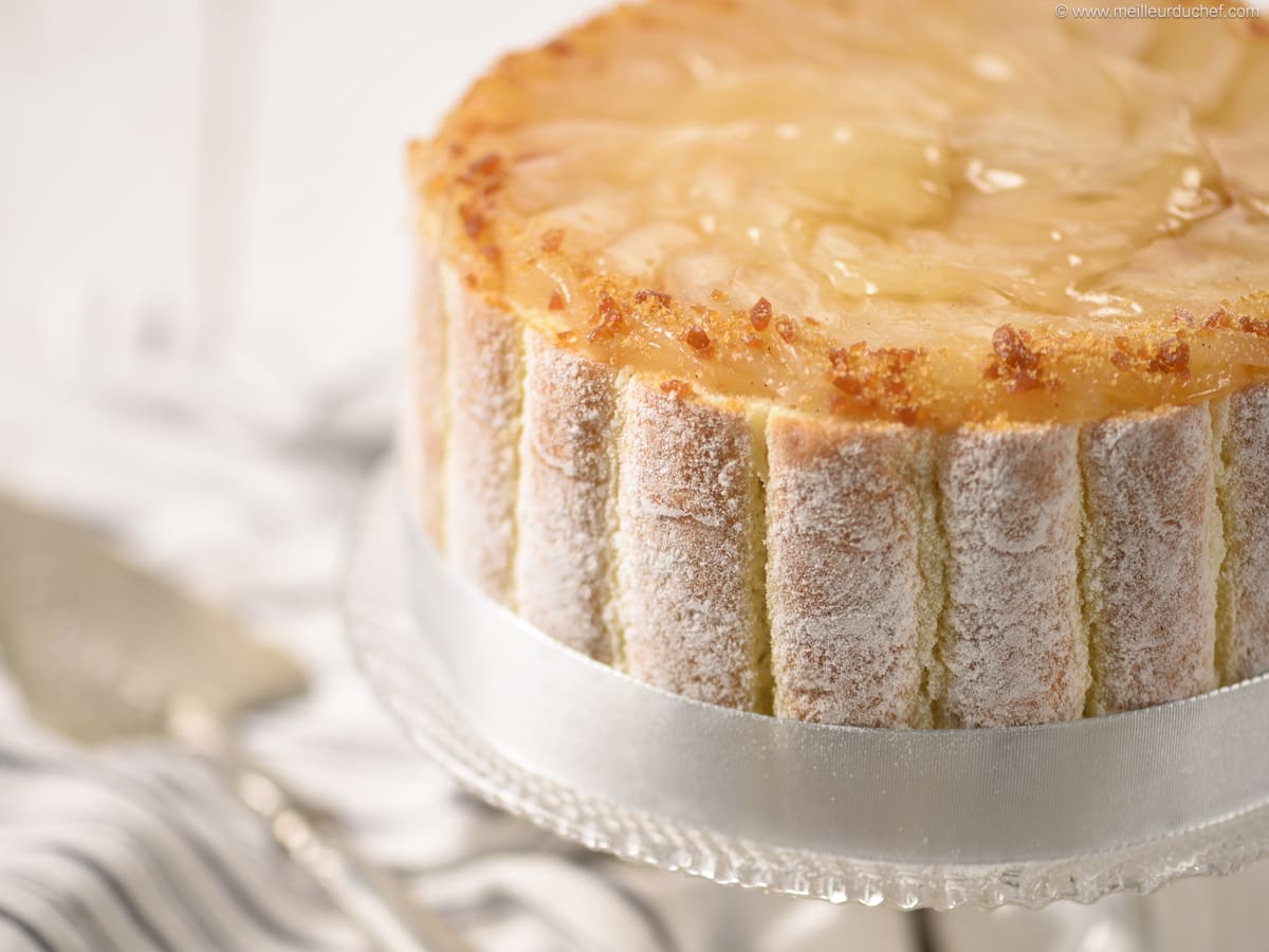 Charlotte poire & caramel - Recette de cuisine illustrée - Meilleur du Chef