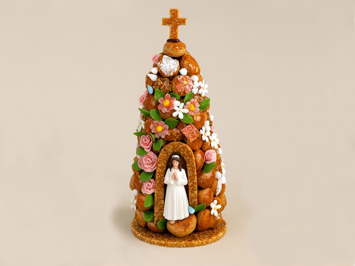 Pièce-montée de Communion - Chapelle - La recette avec photos ...