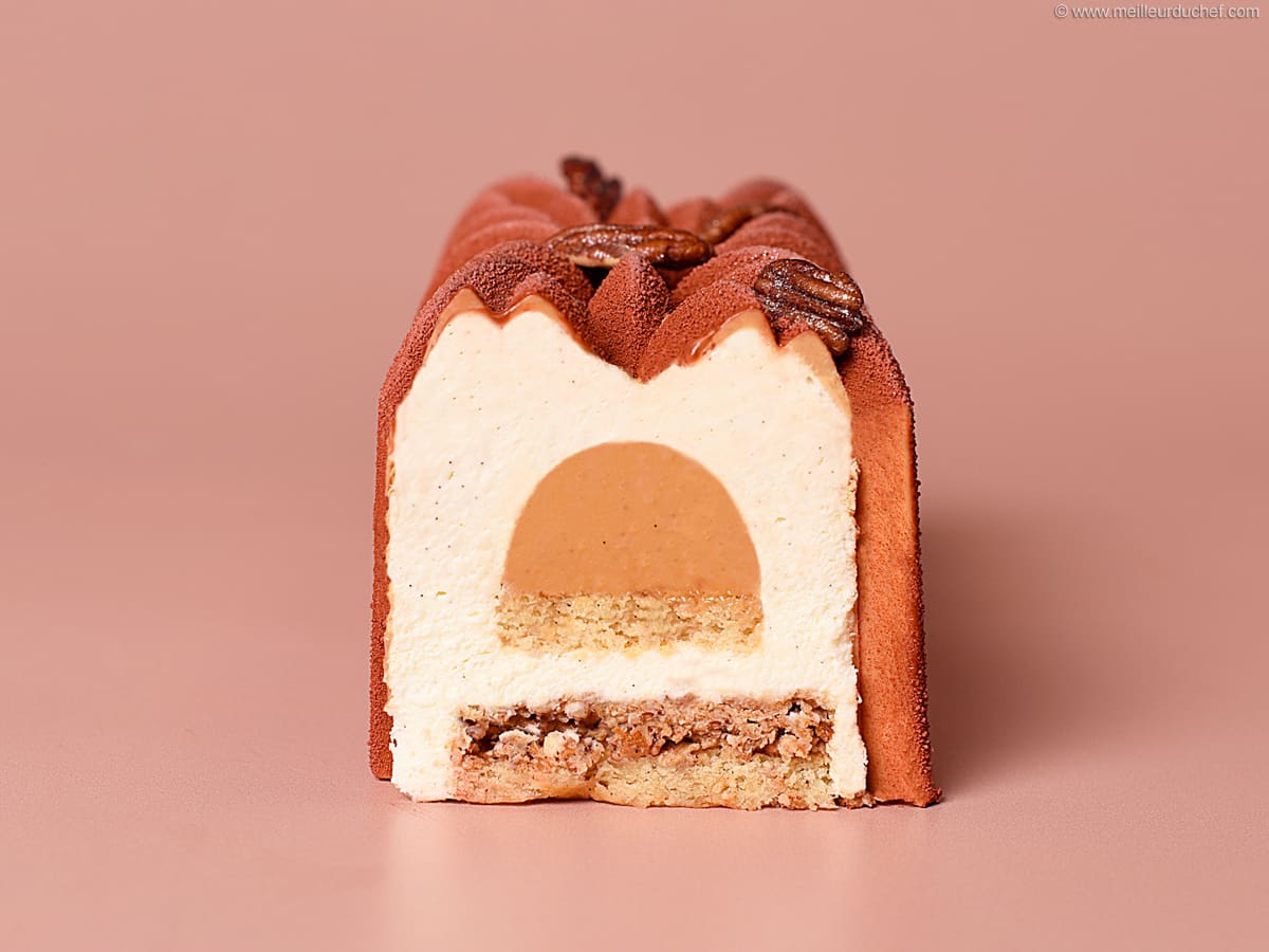 Vanilla, Caramel & Pecan Christmas Yule Log - Illustrated recipe ...