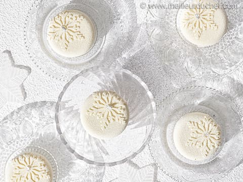 Snow flake Round Silicone Mould - 30 x 17,5 cm - Silikomart - Meilleur ...