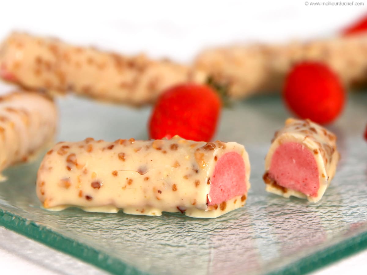 Strawberry Finger Biscuits - Illustrated recipe - Meilleur du Chef