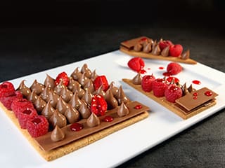 Raspberry & Chocolate Entremets - Recipe with images - MeilleurduChef.com